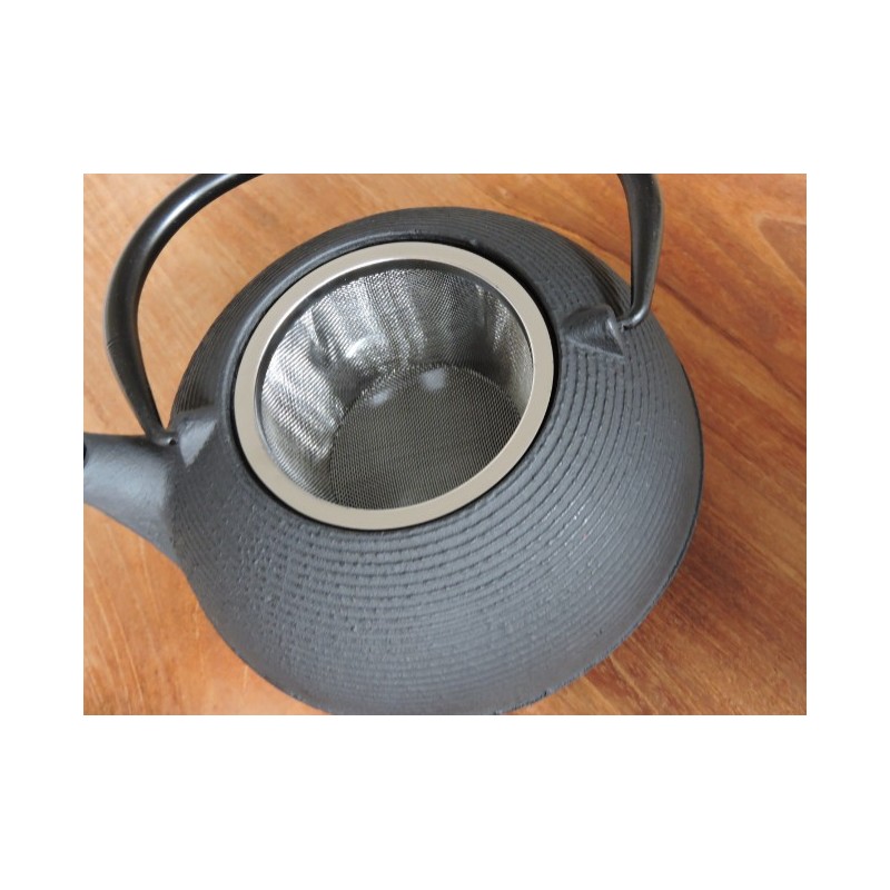 Gray cast iron teapot - enamelled interiort | Madame Framboise